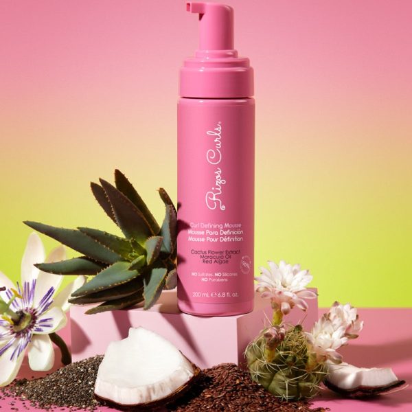 Magic Key Ingredients in Rizos Curls Curl Defining Mousse